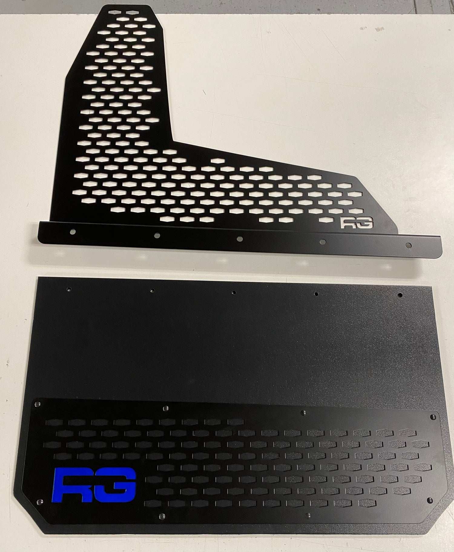 Dually REK-mesh Mud Flaps – REK GEN Vehicle Protection